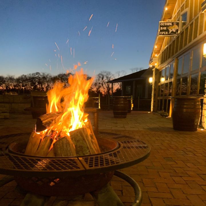 Willow Creek Winery weekends mean a delicious glass of wine and a seat ...